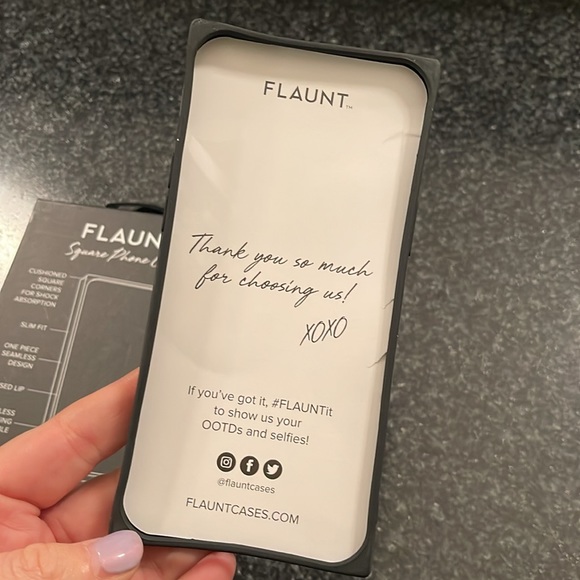 Flaunt | Cell Phones & Accessories | Flaunt Square Iphone 2 Pro Max ...
